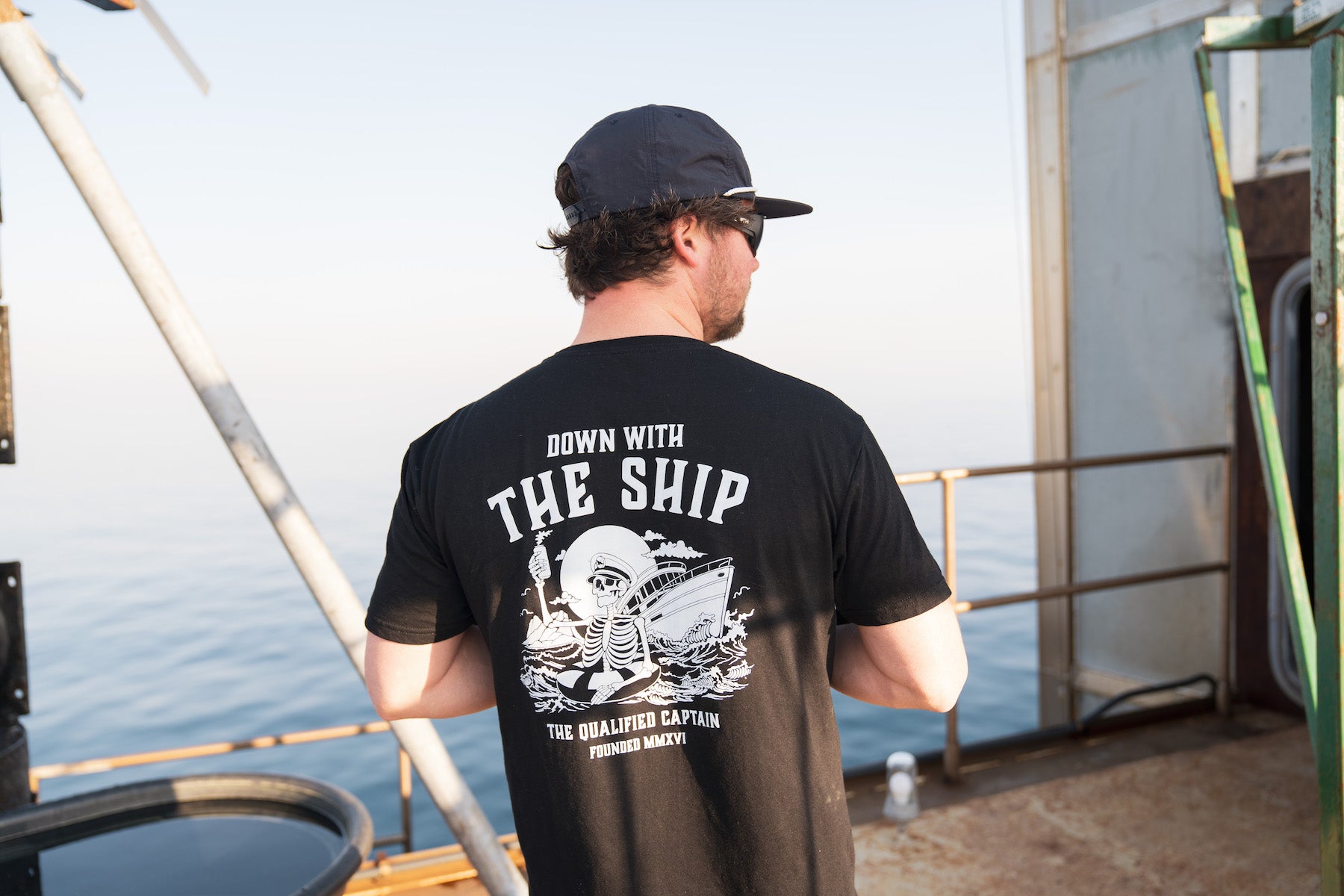 The Qualified Captain™ - Homepage of the world famous Instagram Page